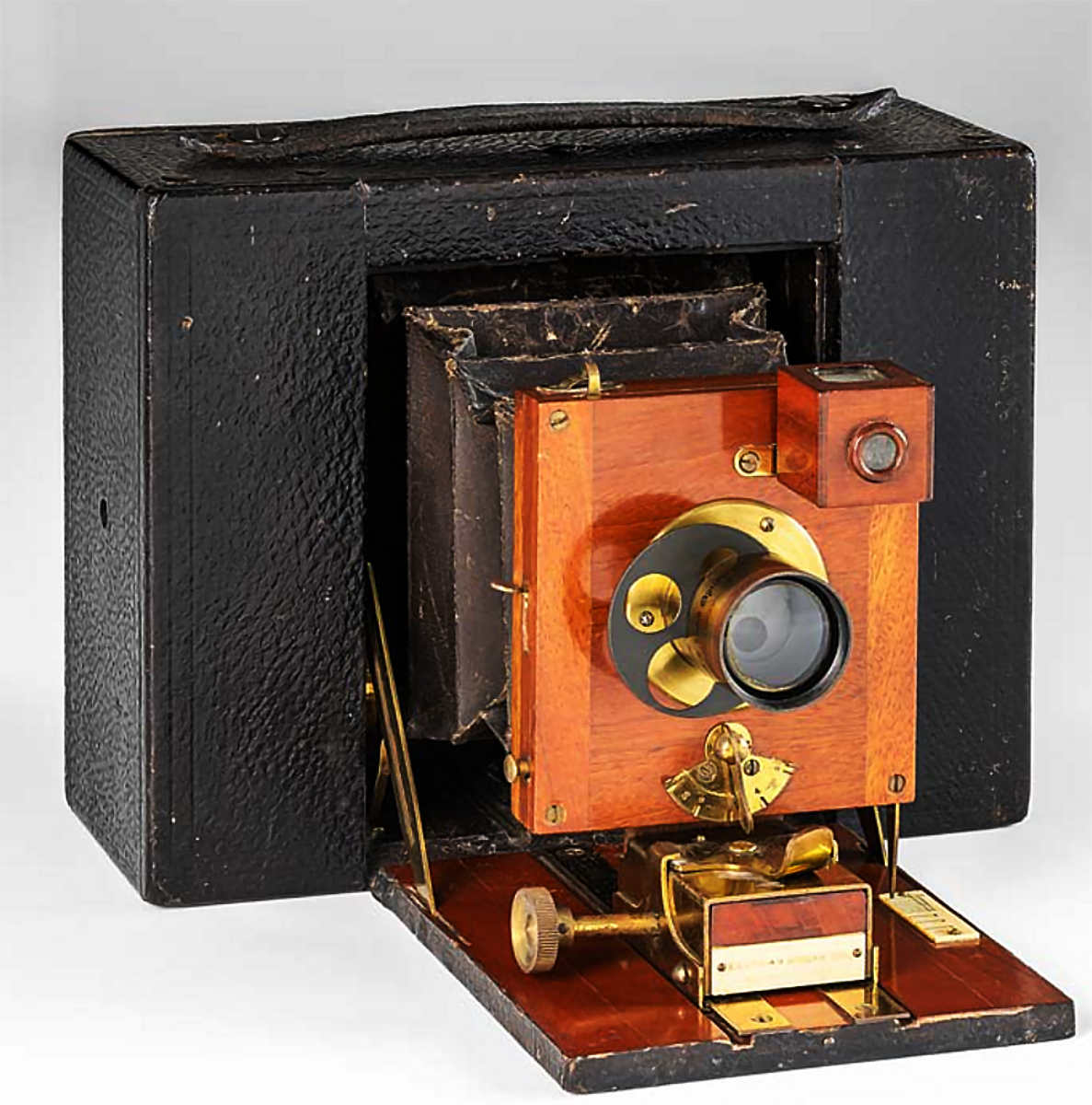 a flat Kodak – Photogram 52-3 fall 2024 | phsc.ca